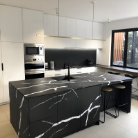 Valiant Quartz - Virginia Tile Company
