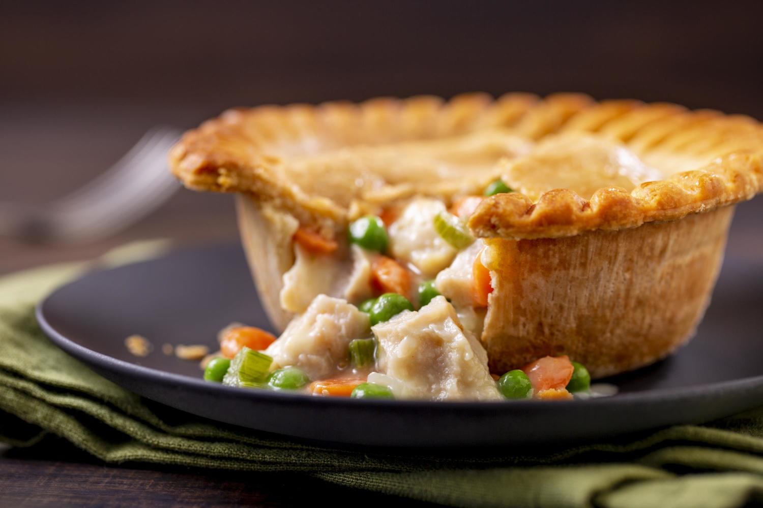 Award Cuisine Chicken Pot Pie - 12/10 oz | Conagra Foodservice