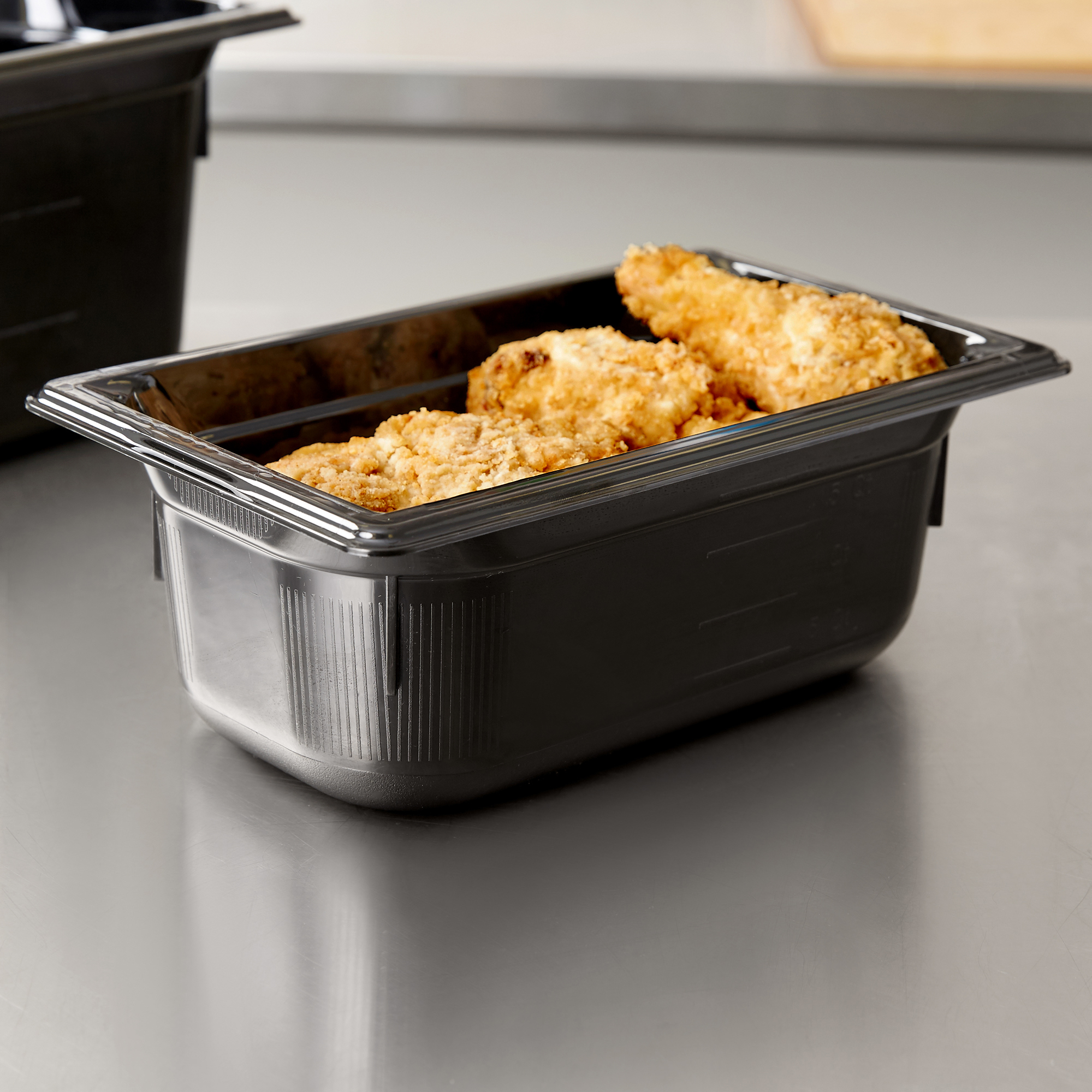 Fourth-size 4-inch-deep Super Pan® high-temperature plastic pan in black