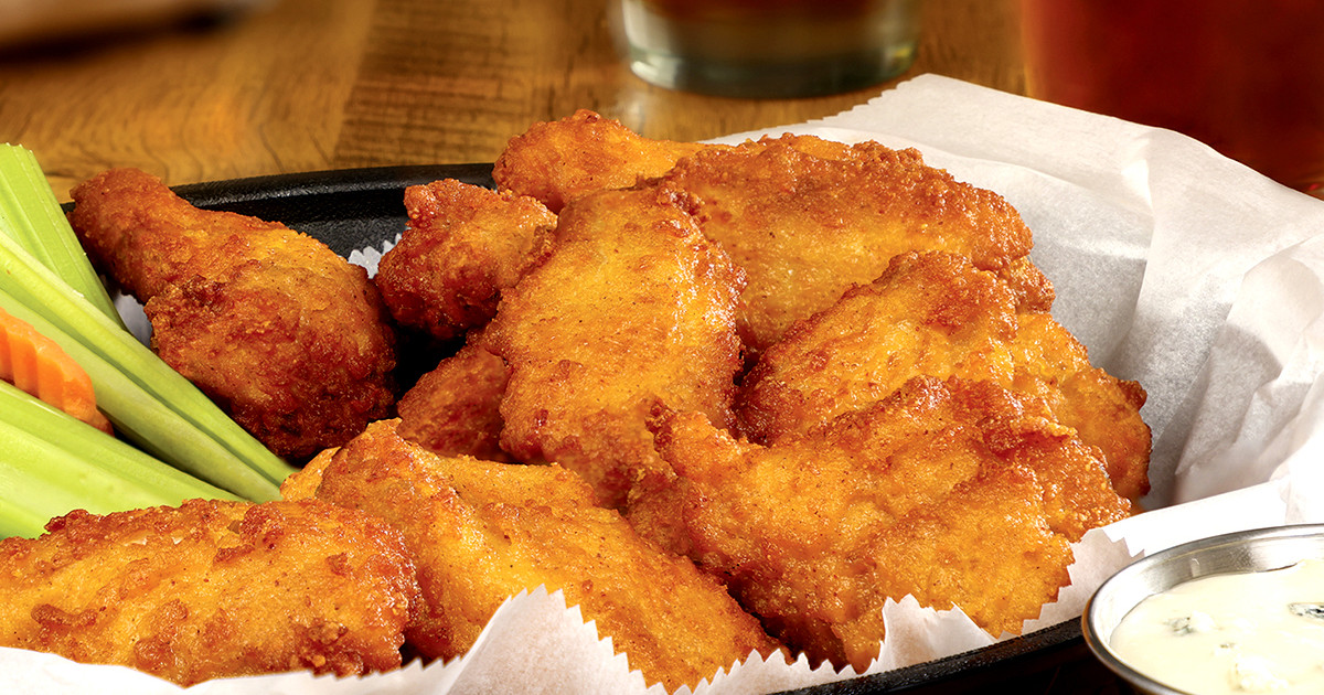 Spicy Breaded Large Wing Zings 2/7.5# Fully Cooked - Pilgrim's Foodservice