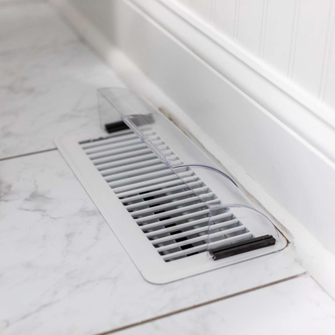 Air Vent Deflector Clear Adjustable 10 To 14 Duck Brand Air Vent Deflector Clear Adjustable 10 To 14 Duck Brand