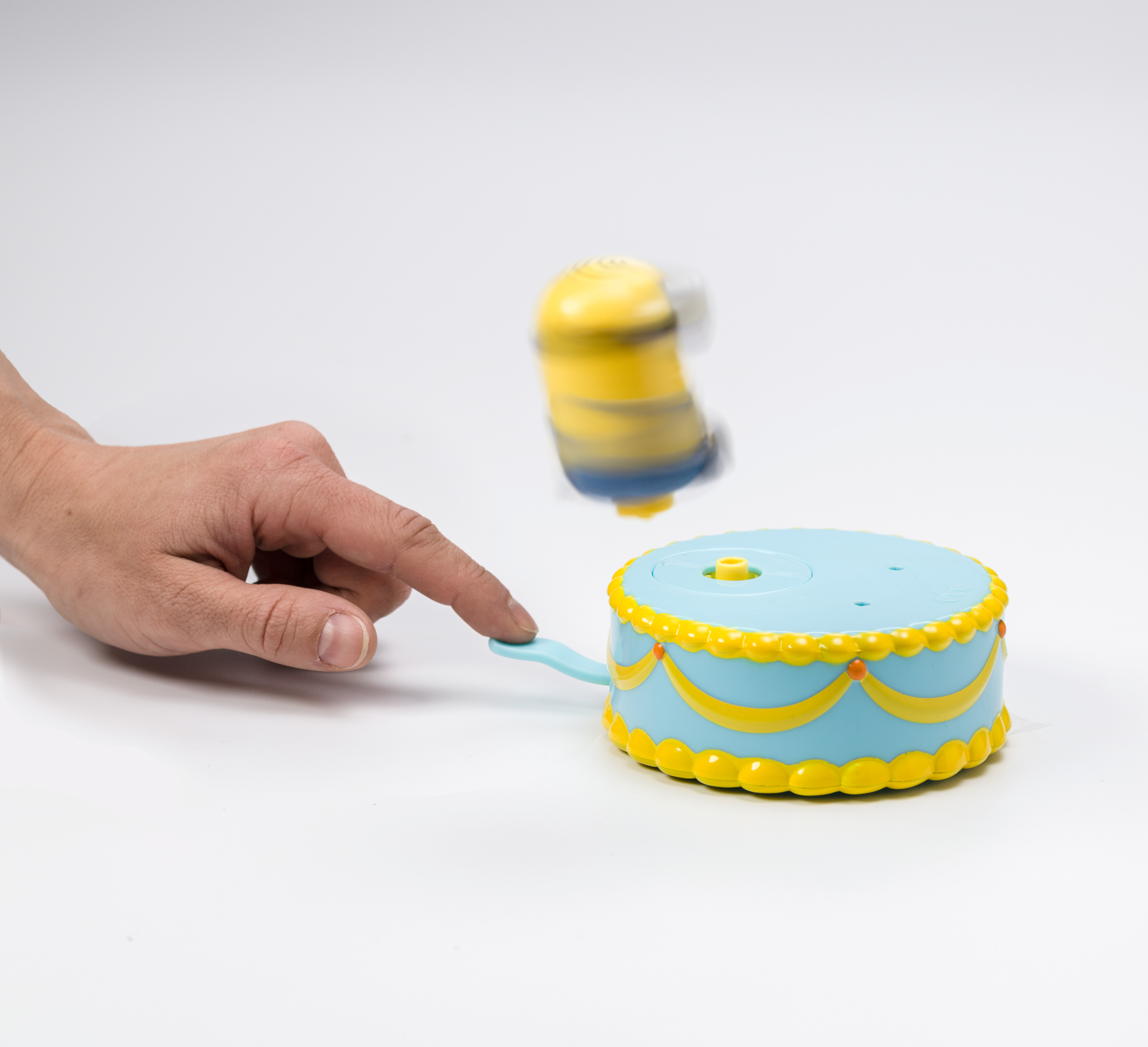 Minions Celebrate Signature Cake Decoset | DecoPac