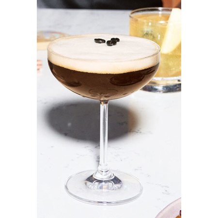 Get Nostalgic With These '90s Cocktails Making a Comeback