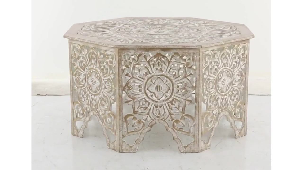 Free Shipping! DecMode 33x18 Light Gray Wood Handmade Carved Floral ...