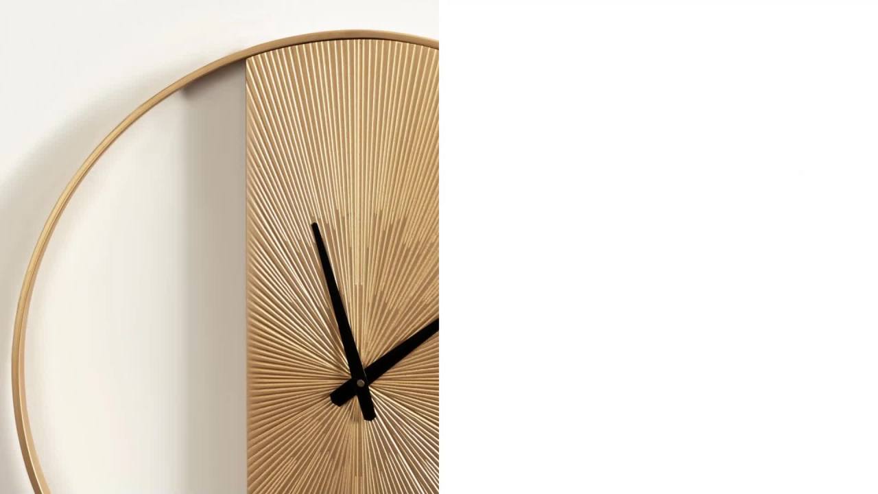 Kate and Laurel Ladd Modern Numberless Embossed Wood and Metal Round ...