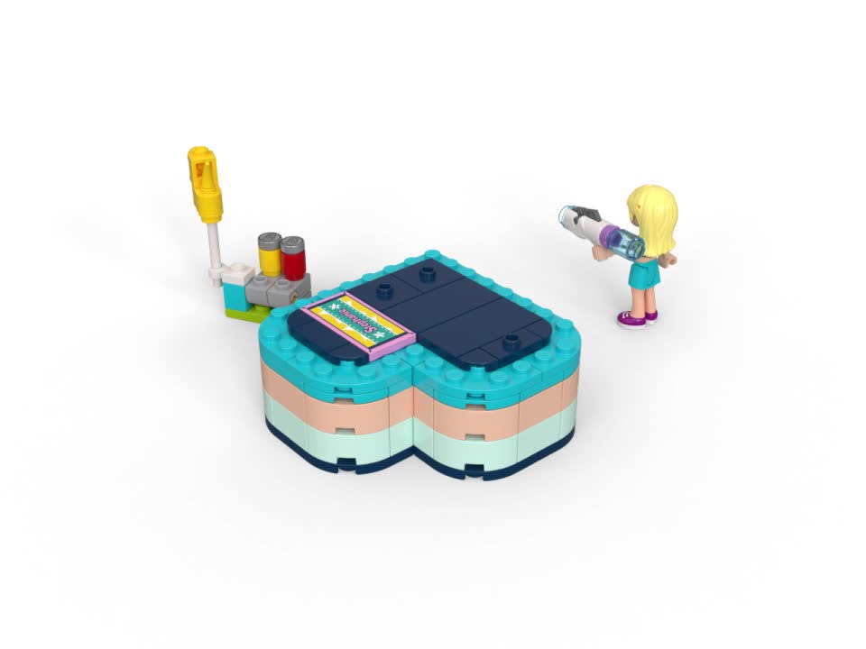 LEGO Friends Stephanie's Summer Heart Box, Carnival Game Toy Set, 95 ...