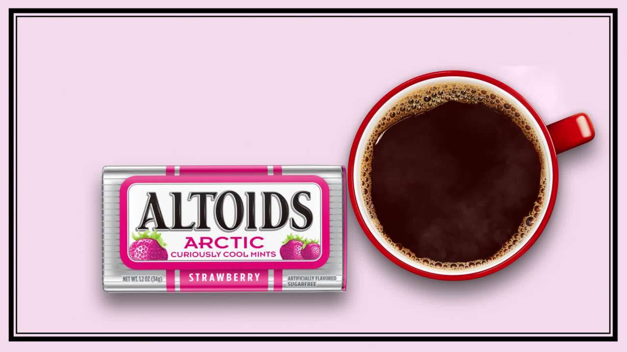 Altoids Arctic Strawberry Sugar Free Mints Single Pack, 1.2 Ounce ...