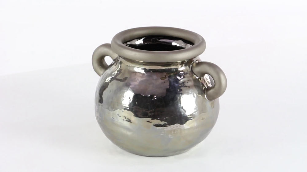 DecMode Eclectic Style Large, Round, Electroplated Metallic Silver ...